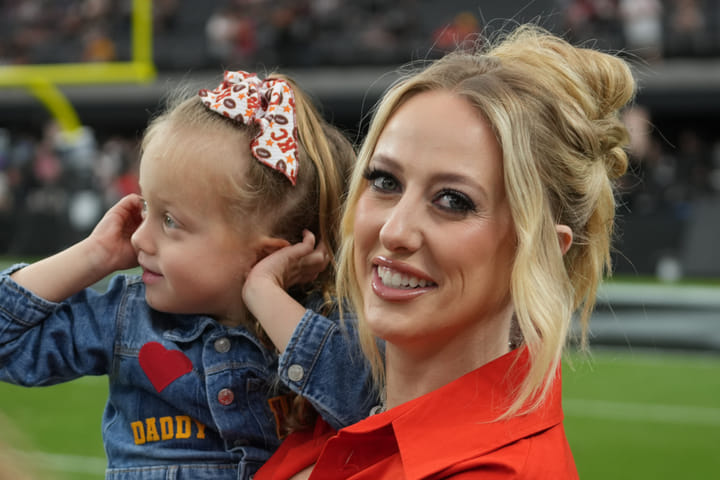 Patrick Mahomes and wife Brittany announce the arrival of baby girl ...
