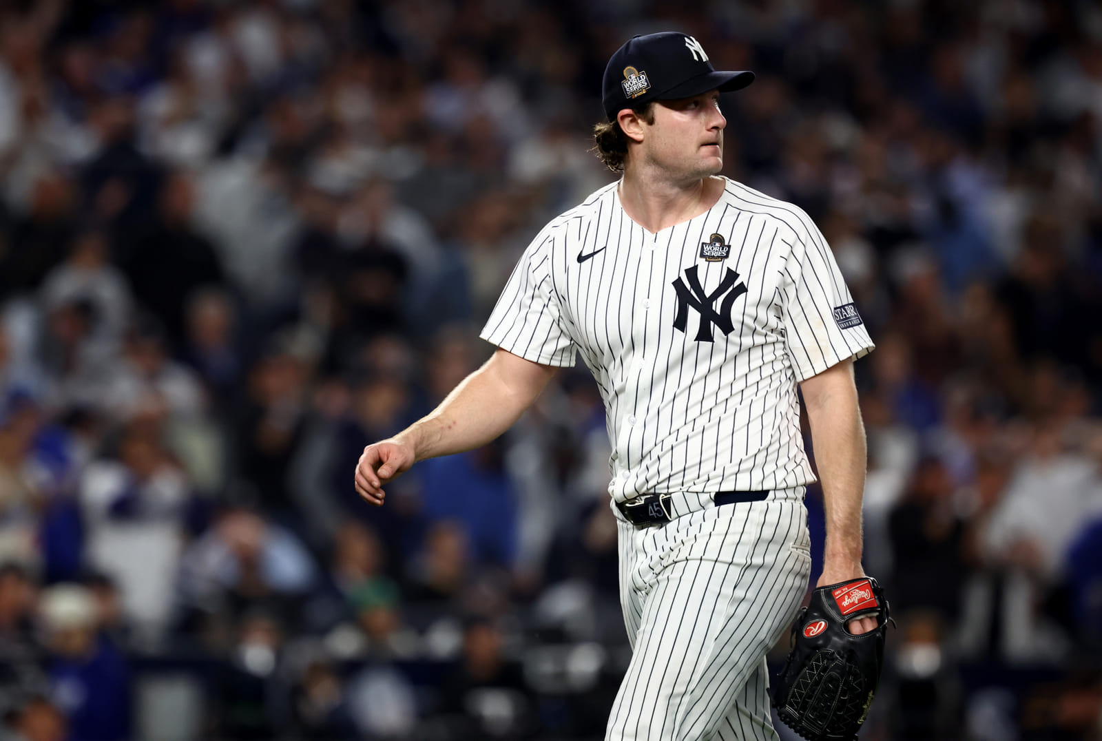 Ranking the top 10 MLB starting pitchers heading into the 2025 season ...