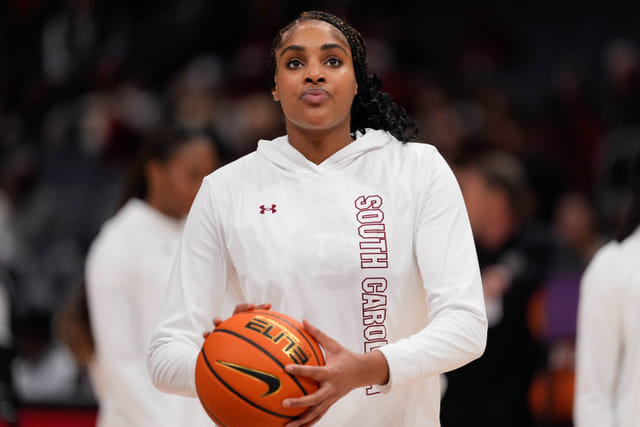 “Giving the girls life”: MiLaysia Fulwiley, Te-Hina Paopao & more hype ...