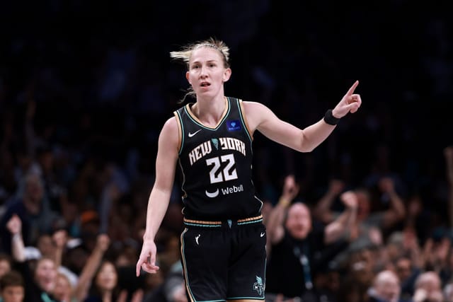 Courtney Vandersloot - Player Profile, Stats, Bio, Career and more