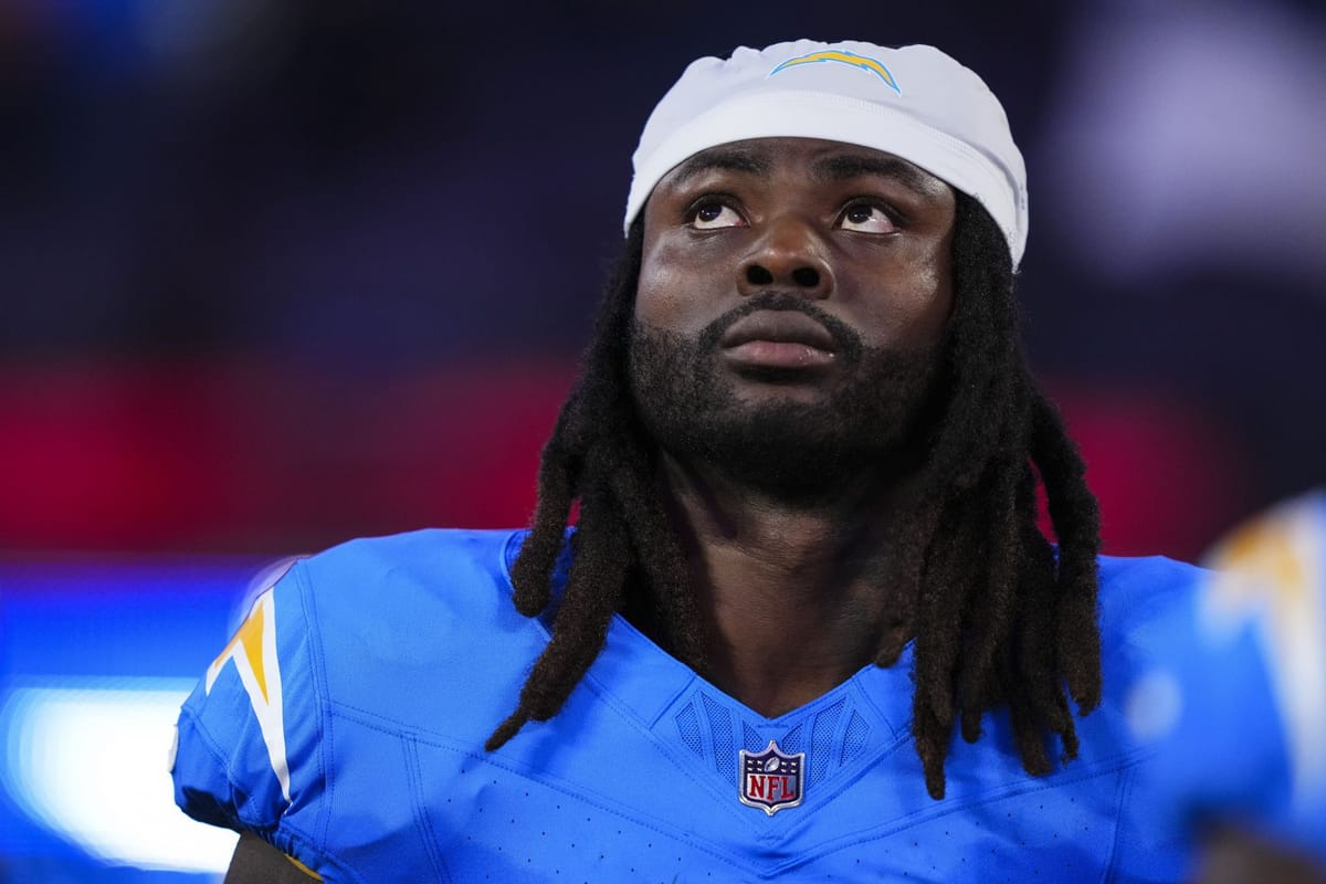 Where does Gus Edwards go to college