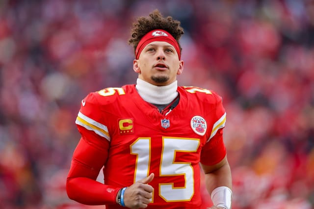 Is Patrick Mahomes playing tonight? Chiefs QB's status revealed for AFC ...
