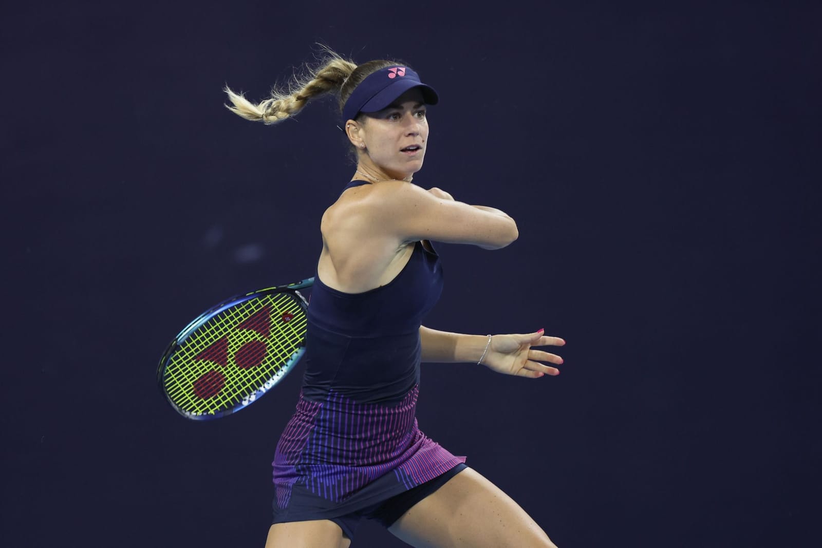 Anisimova: Hobart International 2025: Amanda Anisimova vs Anna Bondar ...