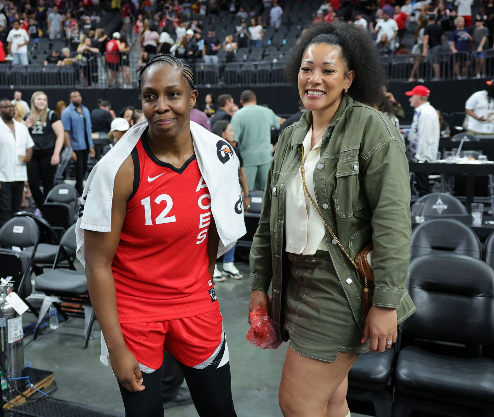 Chelsea Gray - Player Profile, Stats, Bio, Career and more