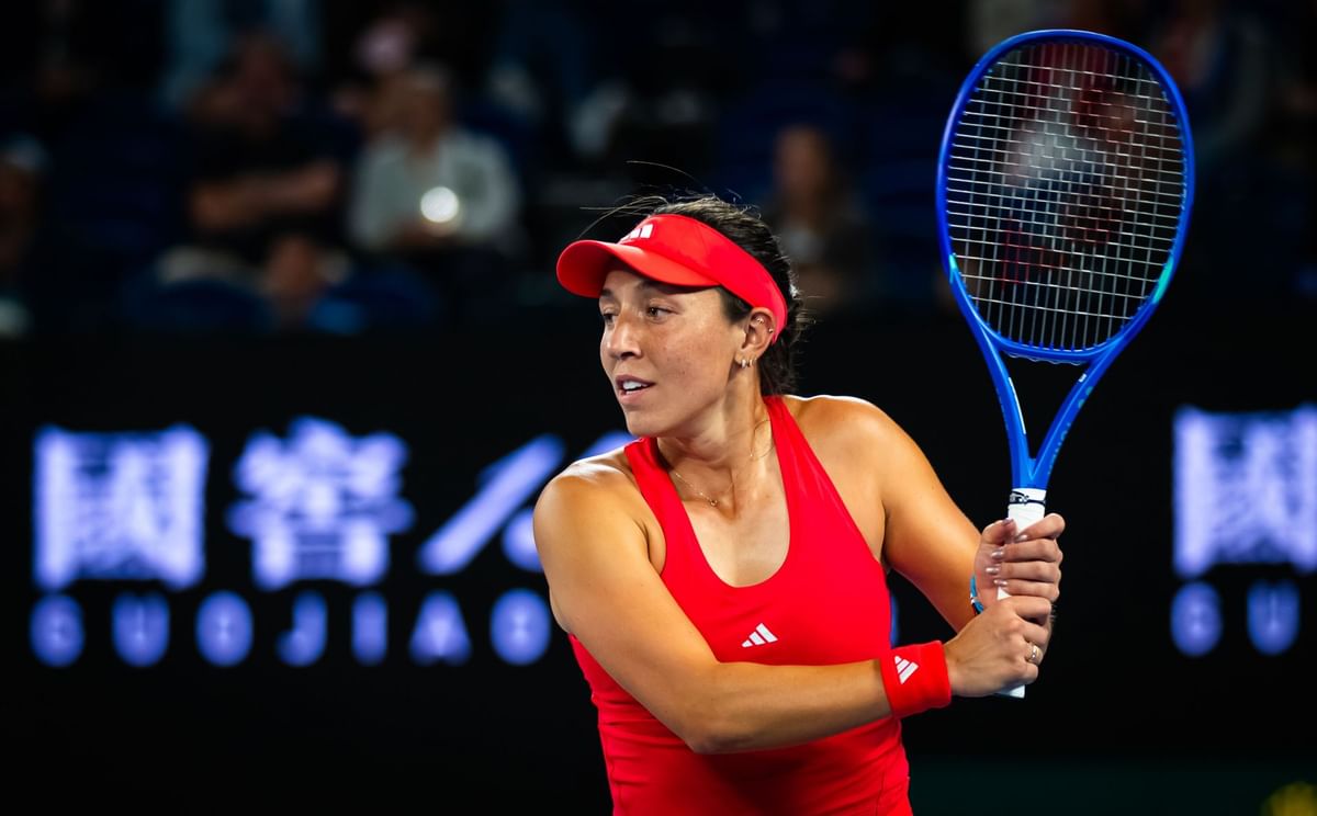 Jessica Pegula celebrates billionaire father Terry's Bills qualifying ...