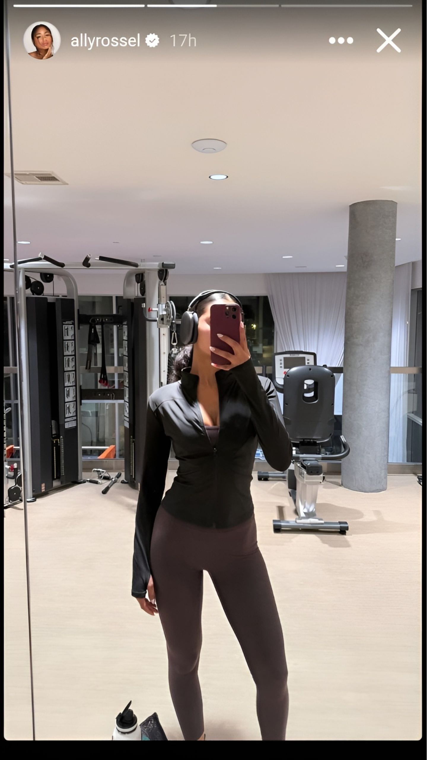 Lonzo Ball's girlfriend Ally Rossel shows off her fit physique as she ...