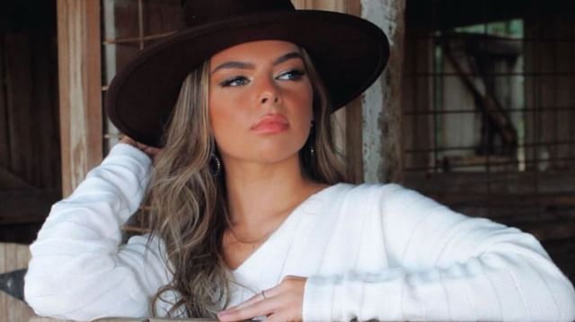 5 things you didn't know about Hawk Tuah girl's friend Chelsea Bradford