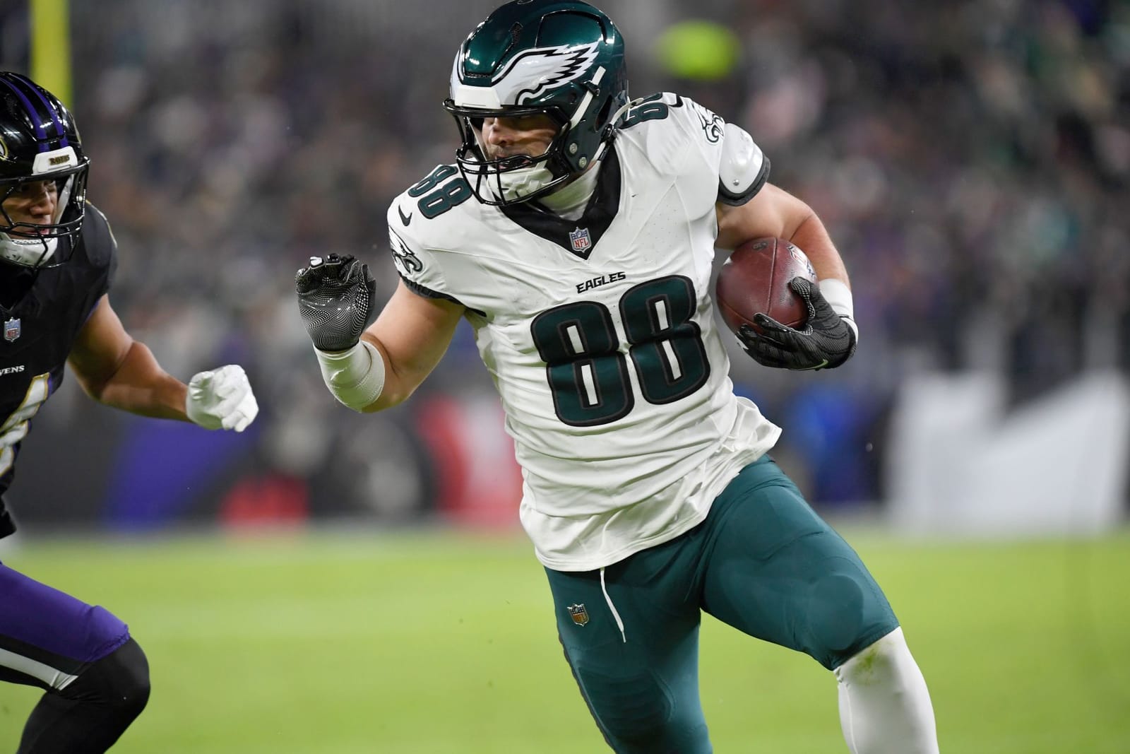 Dallas Goedert's Contract Breakdown, Salary, Bonuses, and more