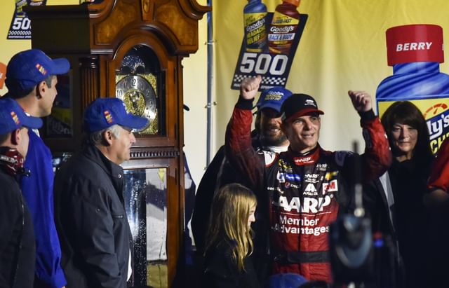 How many Grandfather Clocks does Jeff Gordon have? All you need to know
