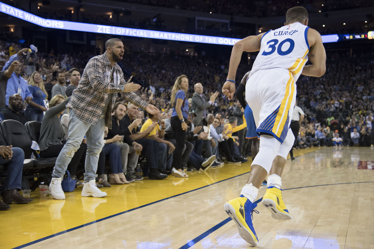 Steph Curry shares wholesome courtside moment with Drake amid rival ...