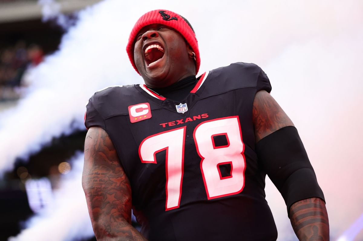 Laremy Tunsil Contract Breakdown, Salary Cap Details, Bonuses, Terms & More