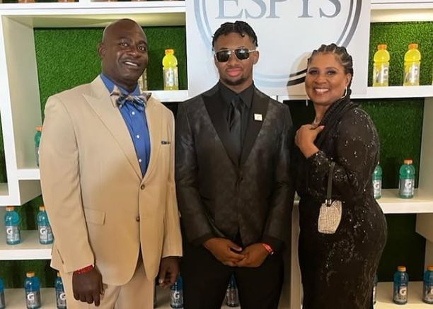 Who are Nick Singleton's parents? Meet Nicole and Timmy Singleton