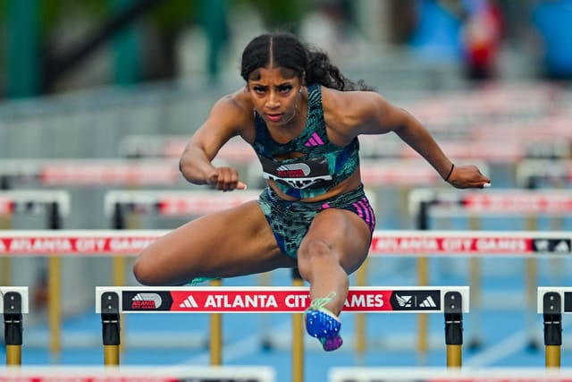 Tia Jones' fiancé Xavier Worthy gushes over the sprinter's highlights ...