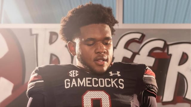 "Seeing a lot of Clemson" "LSU is my guess": Fans react as 4-star OL ...