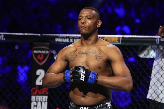 UFC 311: Jamahal Hill sounds off on "weirdo sitting in mom's basement ...
