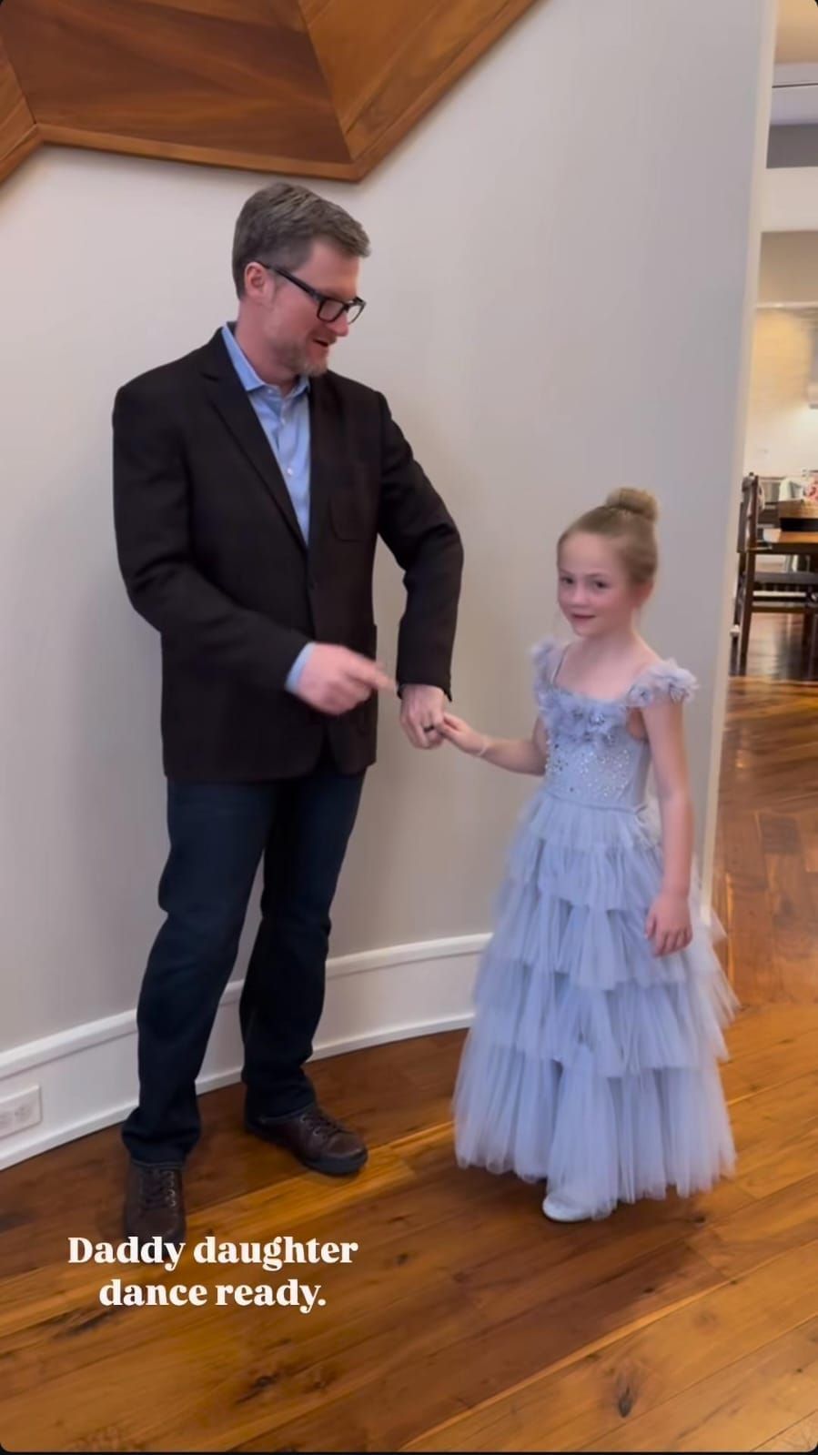 Amy Earnhardt drops 4-word reaction on daughter Isla’s dance with Dale ...