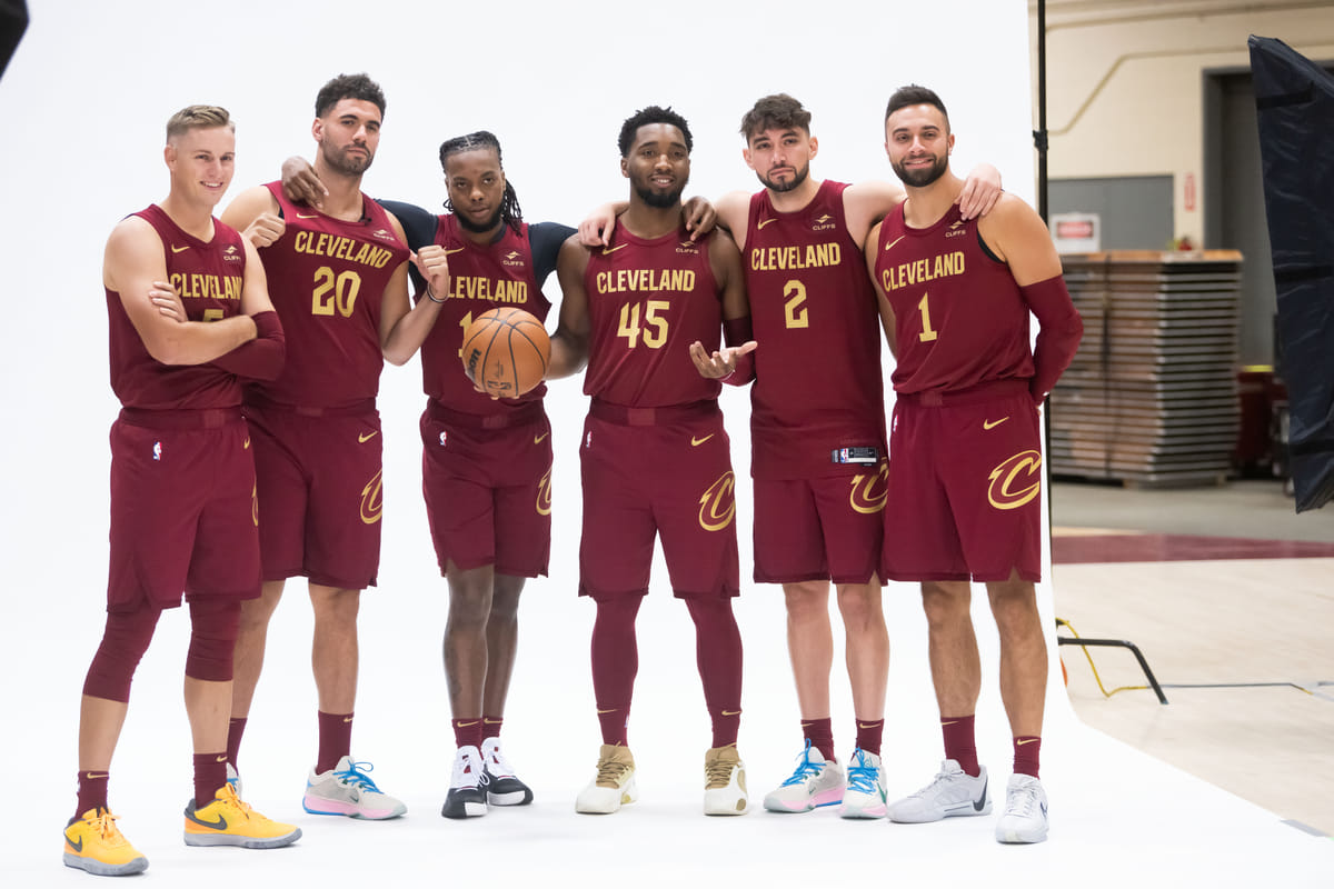 NBA Trade Rumors: Cavaliers set sights on $22,500,000 Hawks forward ...
