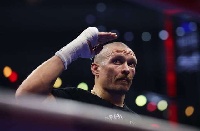 "Greatest fighter of our era man" - Fans react after Oleksandr Usyk ...
