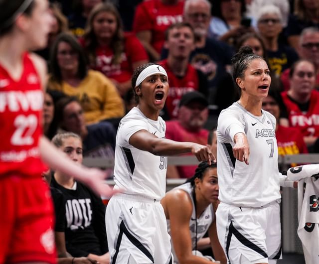 "Just give Fever the title now" - WNBA fans up in arms as Sydney Colson ...