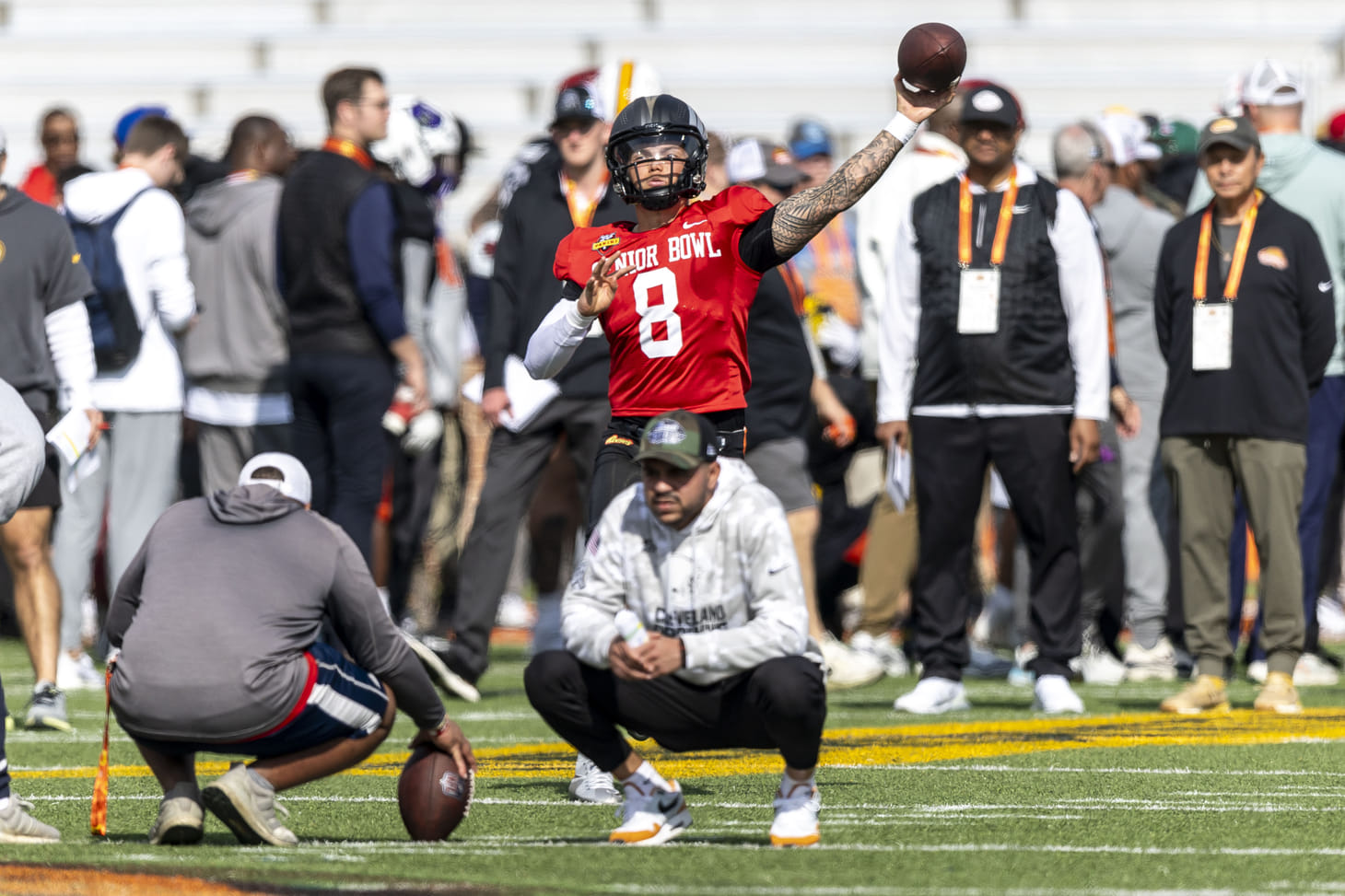 Dillon Gabriel flexes arm strength while at practice ahead of 2025 NFL ...
