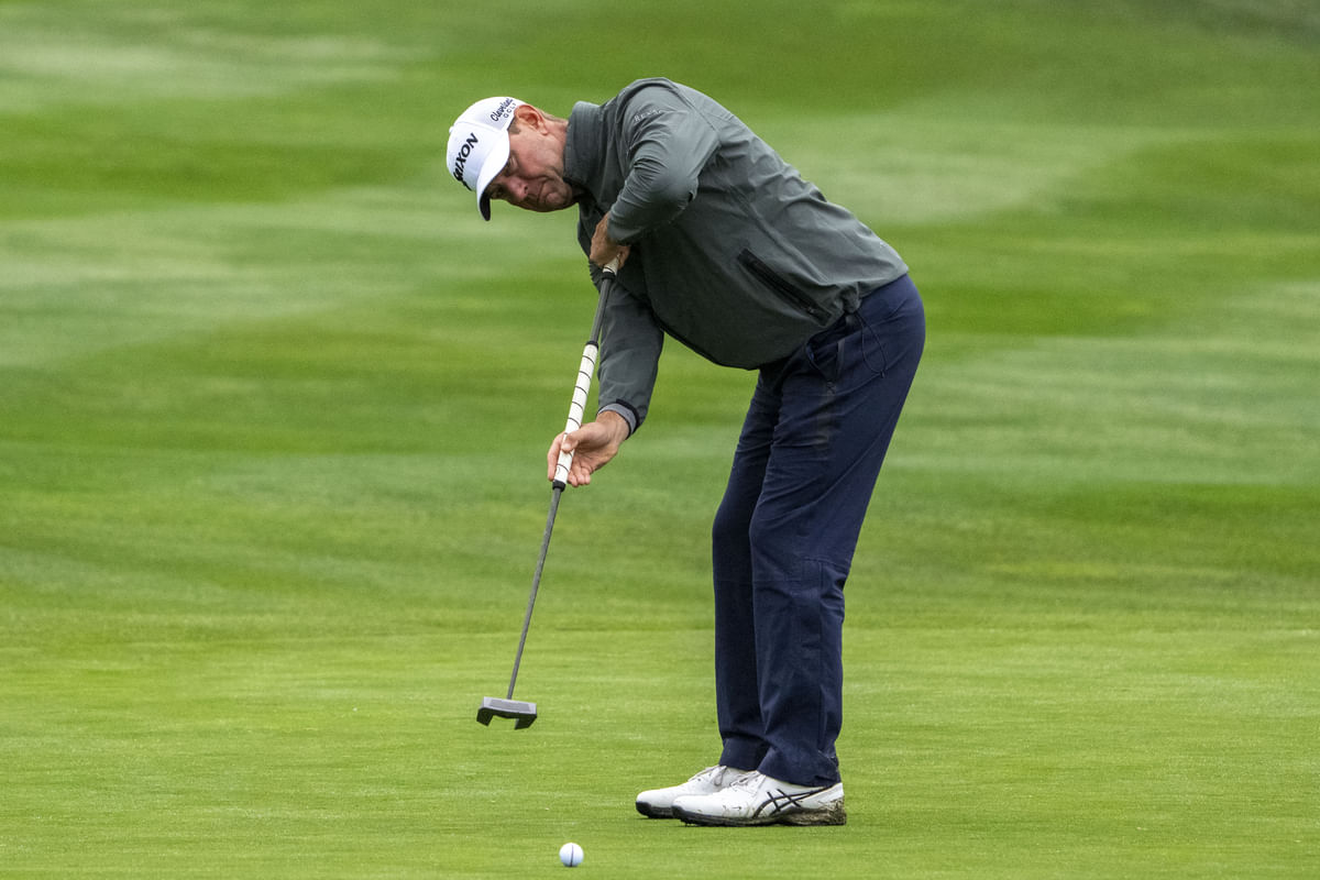 "Nothing more stupid", "Should ban his broomstick putter first": Fans ...