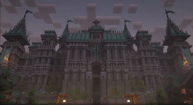 Minecraft player builds beautiful castle in 60 hours