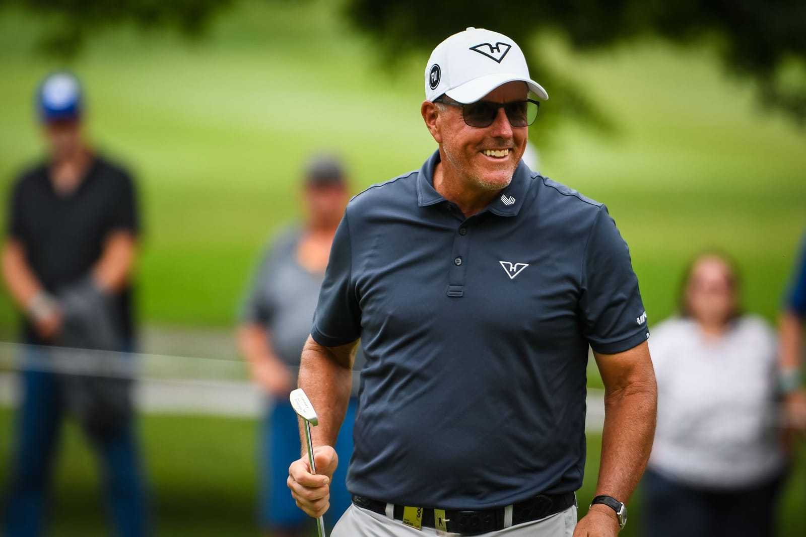What is Phil Mickelson Career Earnings, Contract, Salary Cap Details ...