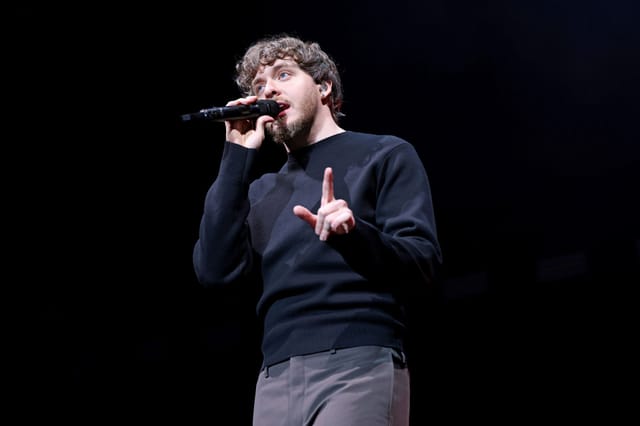 “Normalize eating out alone” — Netizens react as Jack Harlow is spotted ...