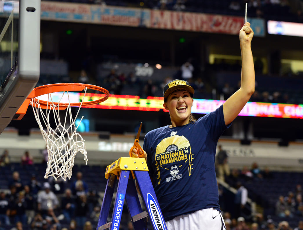 Stefanie Dolson: "My claim to fame": Former UConn star Stefanie Dolson ...