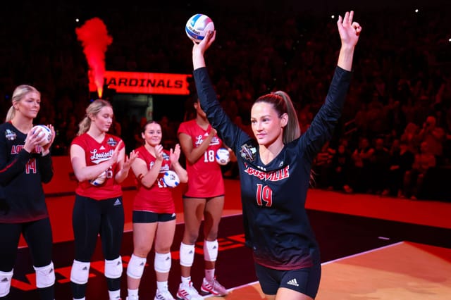 Former Louisville Volleyball player Elena Scott shares weekend getaway ...