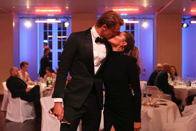 Alexander Zverev and his girlfriend Sophia beam with joy in adorable ...
