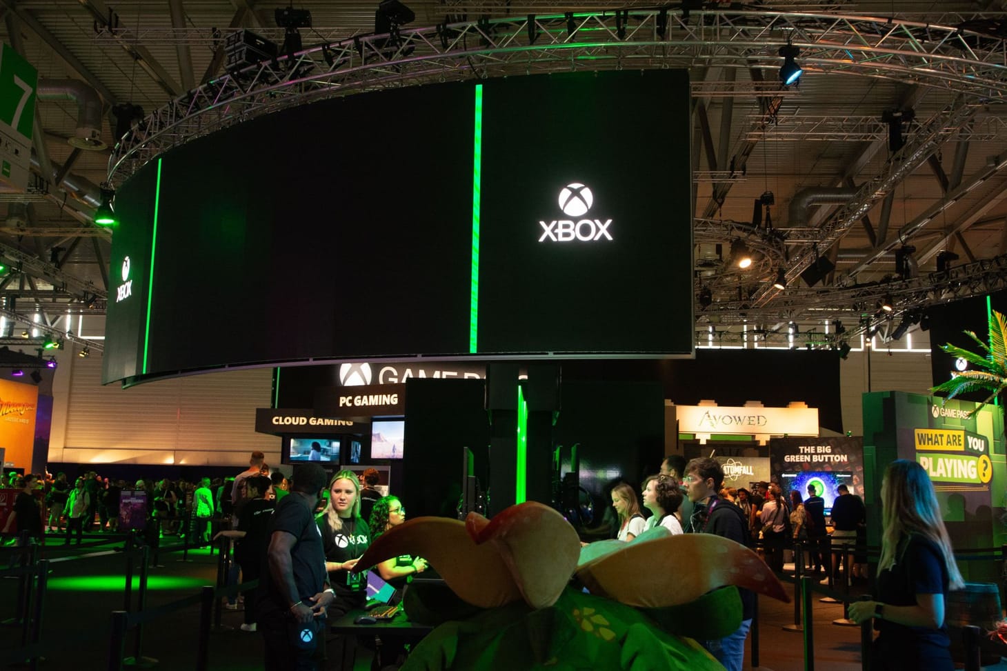 Are Xbox servers down today? Current server status explored (February 7 ...