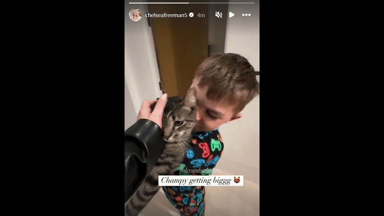 Freddie Freeman's wife Chelsea shares her & son Charlie's adorable ...