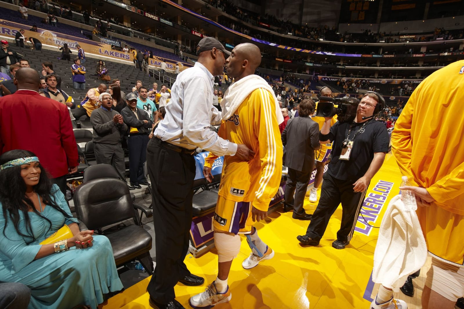 Who are Kobe Bryant's Parents? Meet Joseph Washington "Jellybean" and ...