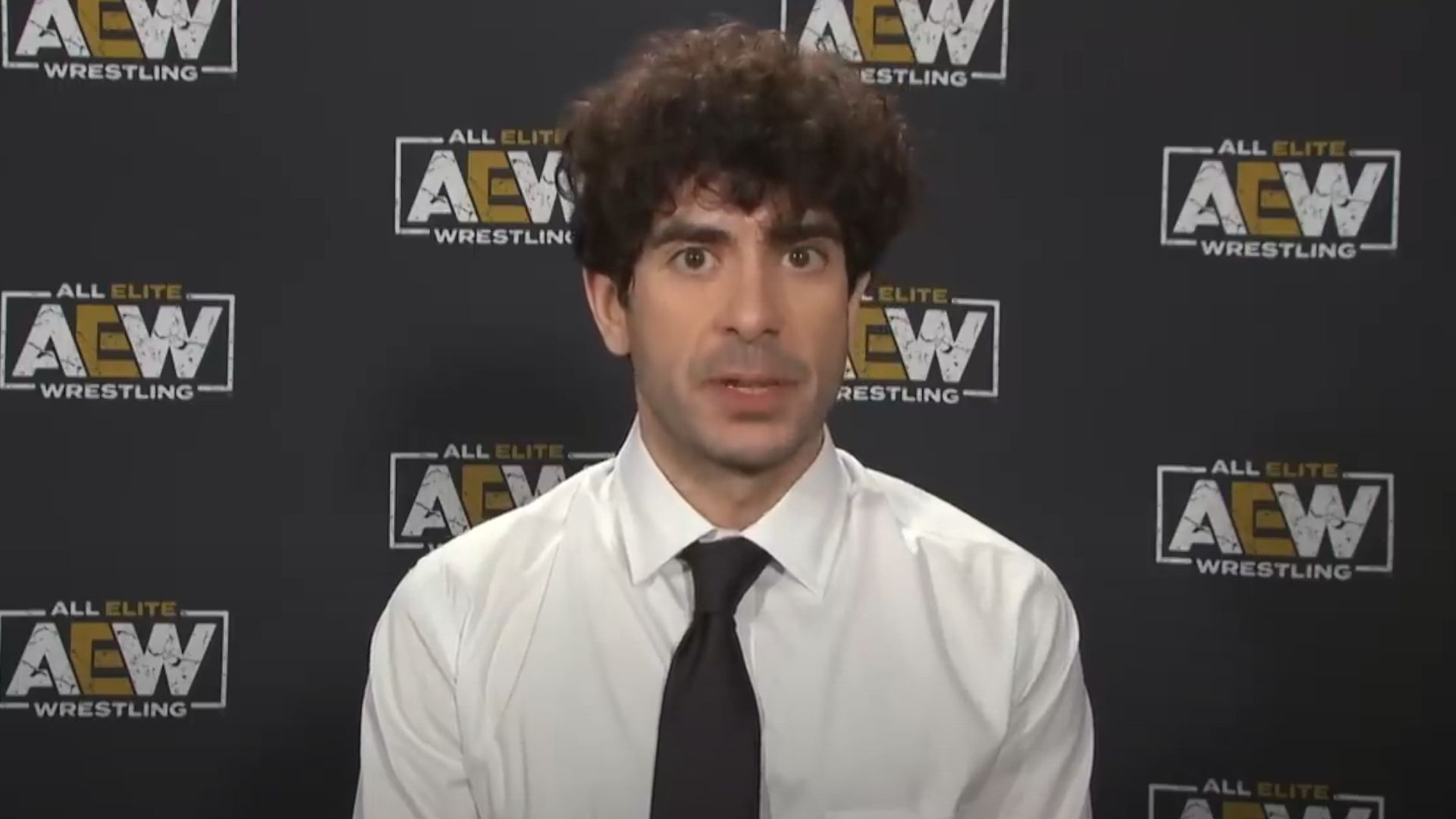 "Amazing signing," "Hell yeah Tony" - AEW fans erupt in joy as a highly ...