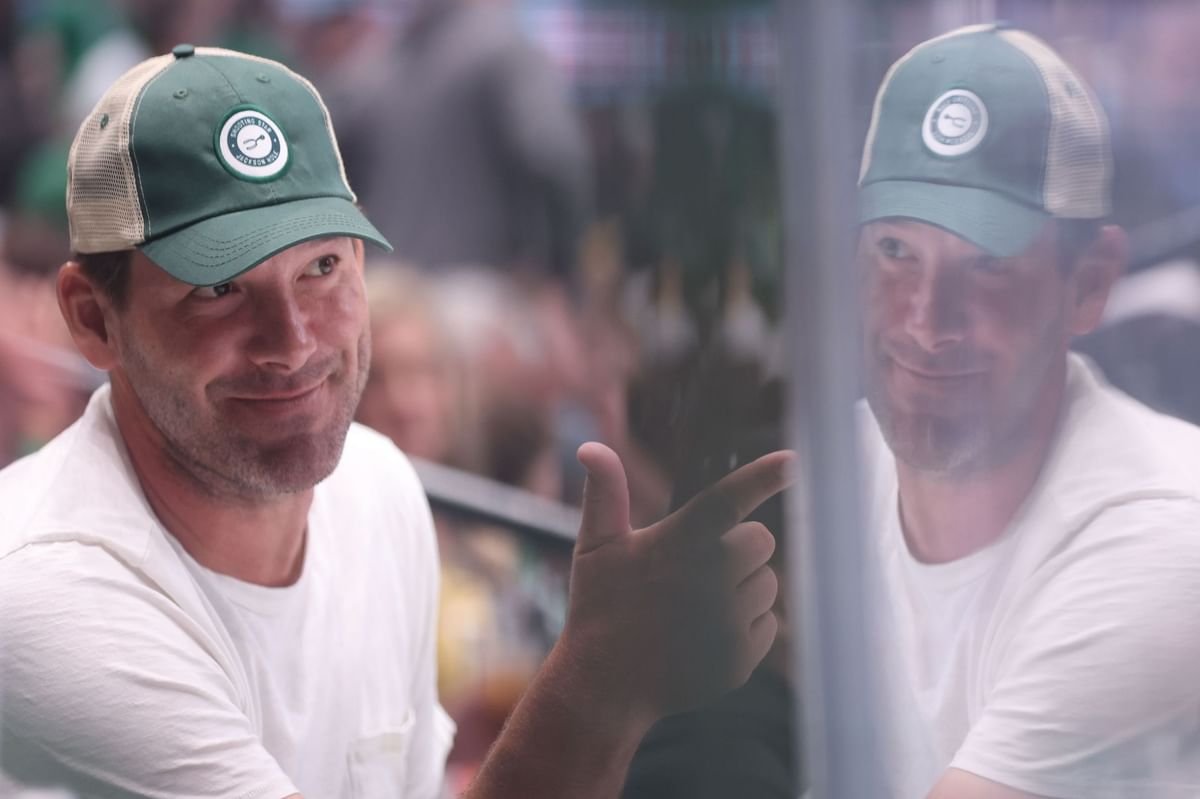 How Tall Is Tony Romo? | Tony Romo's Height Revealed