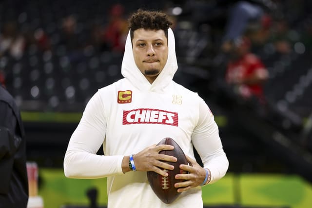 "Sounds like excuses" - NFL fans refuse to let off Patrick Mahomes ...