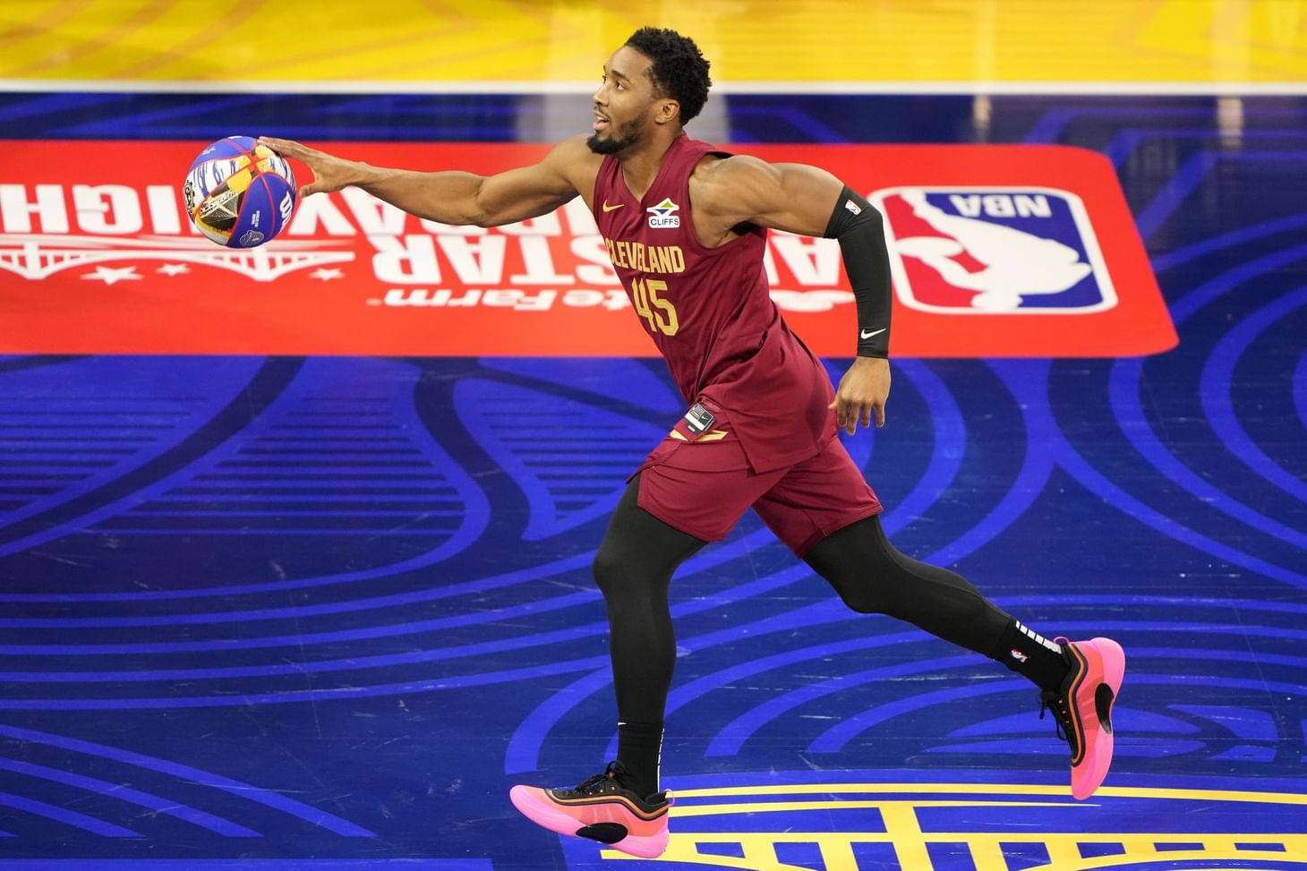 Who are Donovan Mitchell Parents, Donovan Mitchell Sr. and Nicole Mitchell?