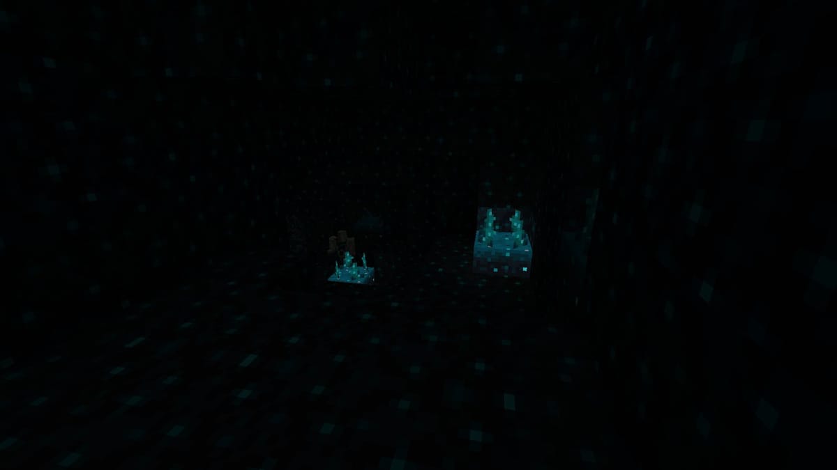 How does sculk spread in Minecraft? Explained