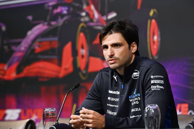 Carlos Sainz delivers powerful statement after replacing Sebastian ...
