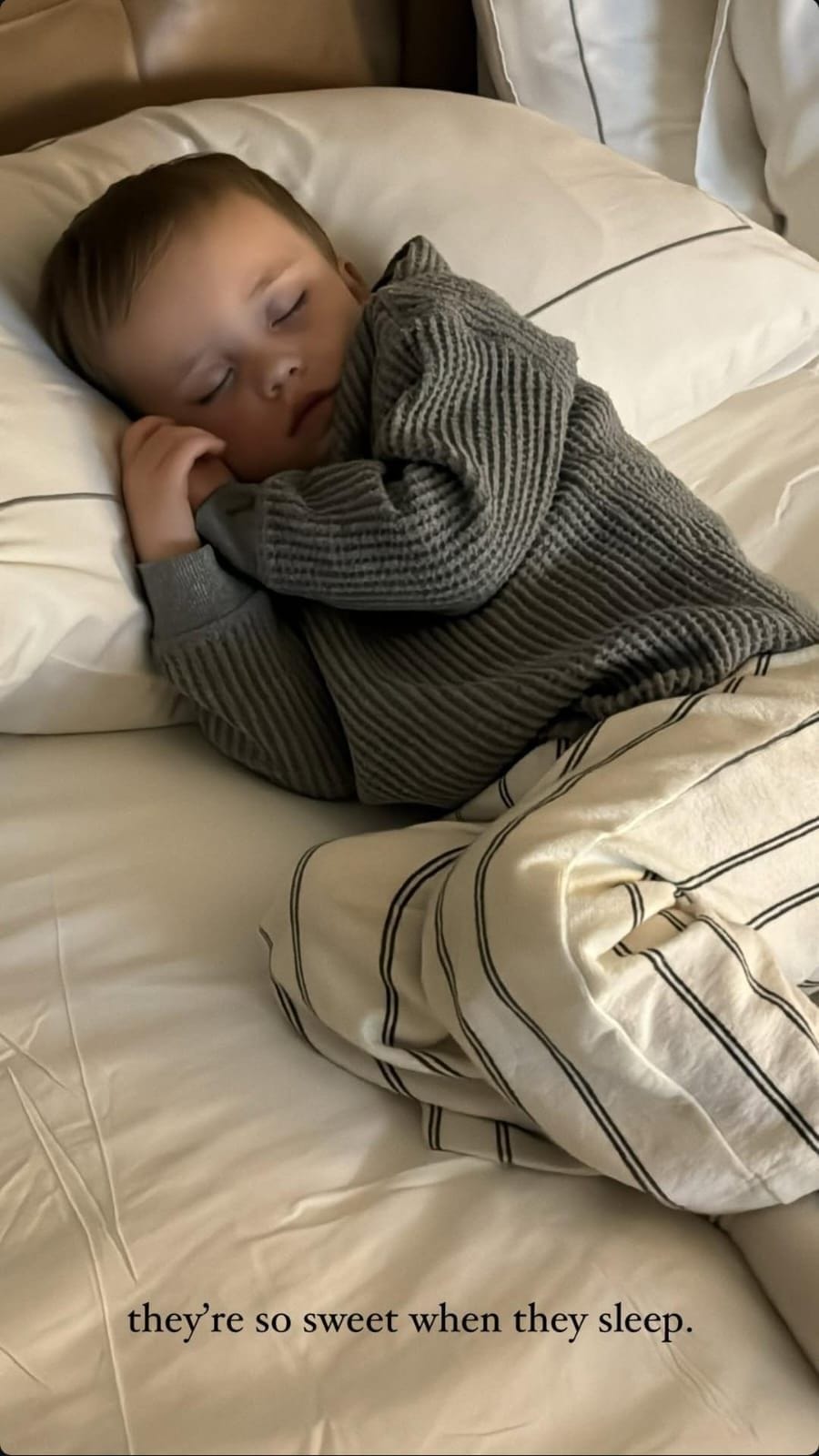 Frankie Muniz's wife Paige captures 'sweet' moment of son napping in ...