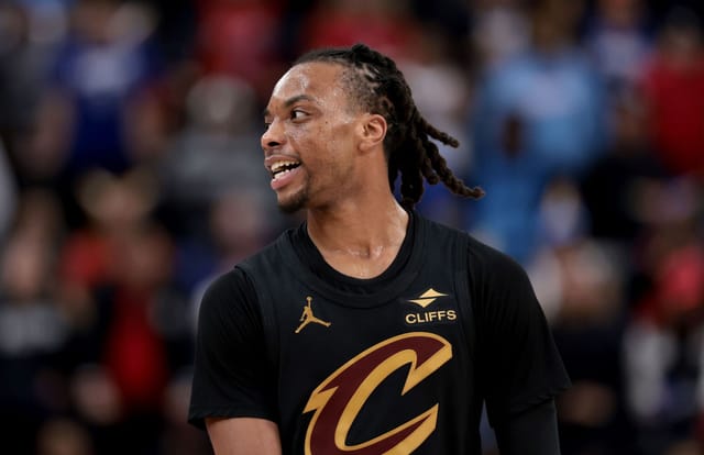What shoes does Darius Garland wear?