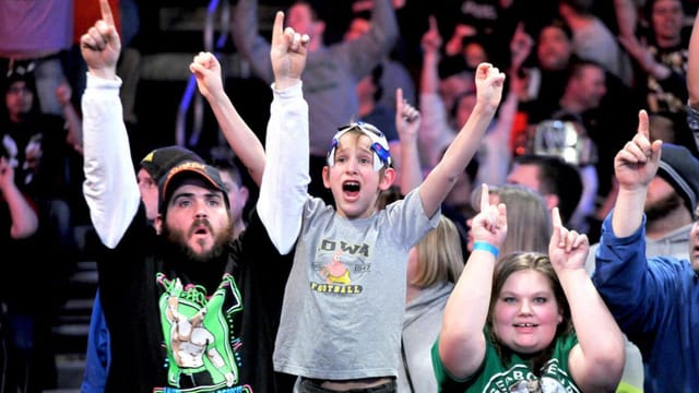 47-year-old former WWE champion teases return after 10 years ahead of ...