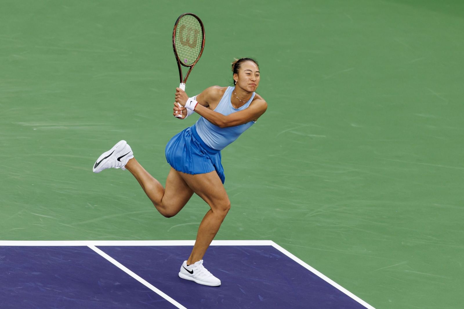 Miami Open 2025: Zheng Qinwen vs Lauren Davis preview, head-to-head, prediction, odds and pick