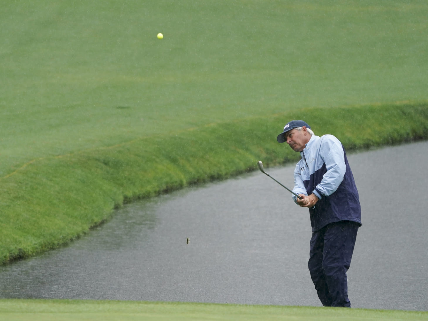 Who is the oldest golfer to make the cut at The Masters at Augusta?