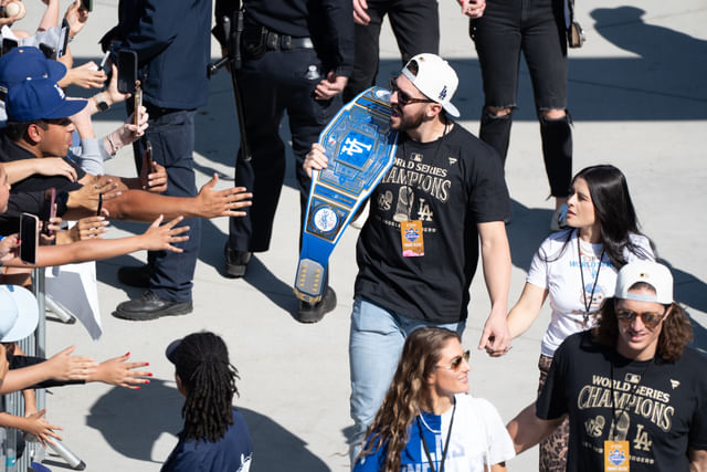 Alex Vesia's wife shares unseen scenes from inside the flight as ...