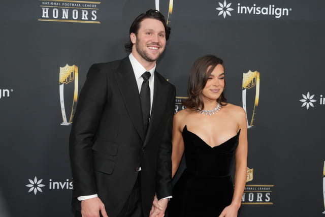 WATCH: Josh Allen praises fiancée Hailee Steinfeld for helping him ...