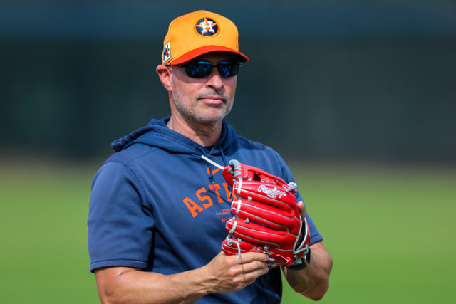 Astros manager sends bold message about team's playoff redemption ...