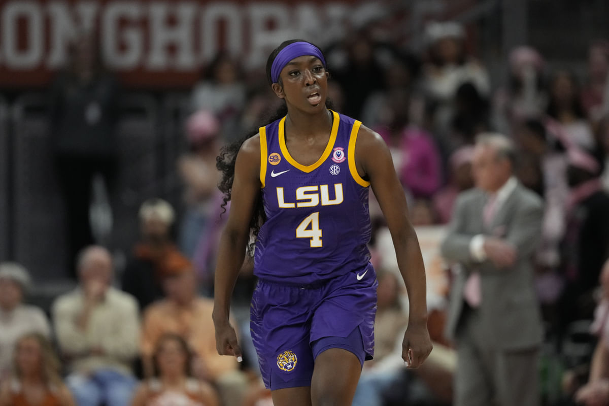 LSU: "Now Clock That Tea": $1.5M NIL-valued Flau'Jae Johnson's mom Kia reacts to LSU star ...