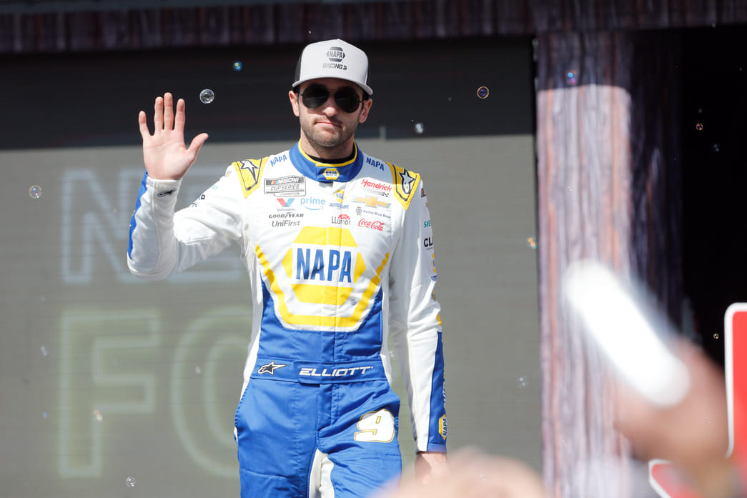 HMS star Chase Elliott makes his intentions known for Phoenix after a ...